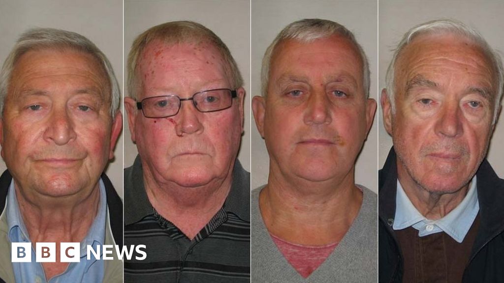 Hatton Garden raid: Jeweller blamed caretaker for leaving door open ...