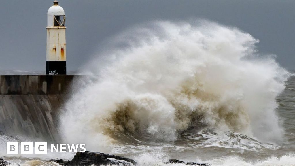 Wales weather: Storm Antoni amber wind warning for Saturday - BBC News