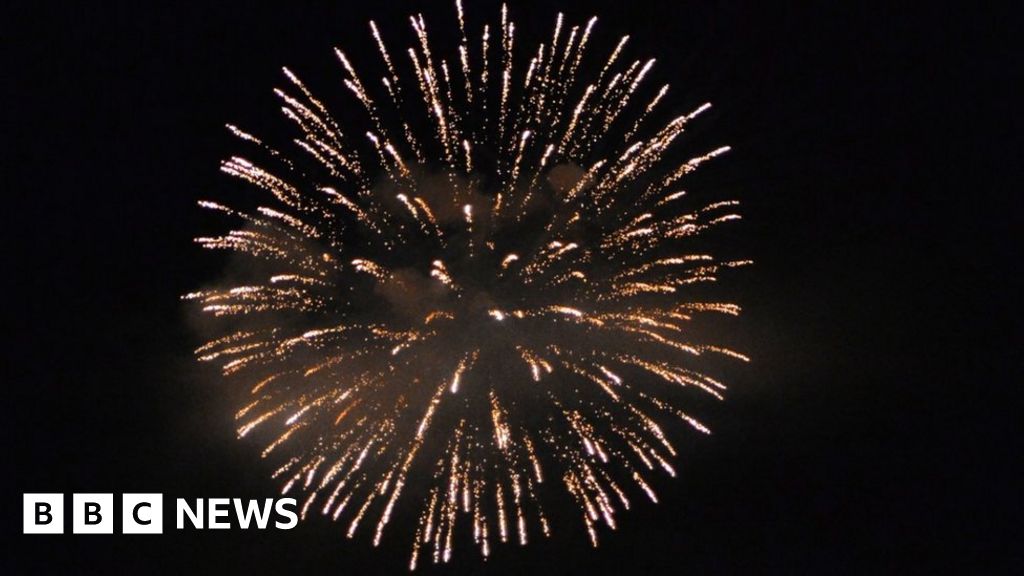 Whitley Bay beach fireworks spark ship in distress alert - BBC News