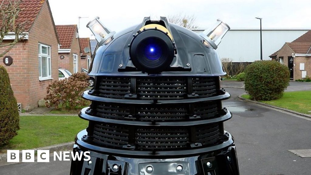 Dr Who super fan builds homemade Dalek