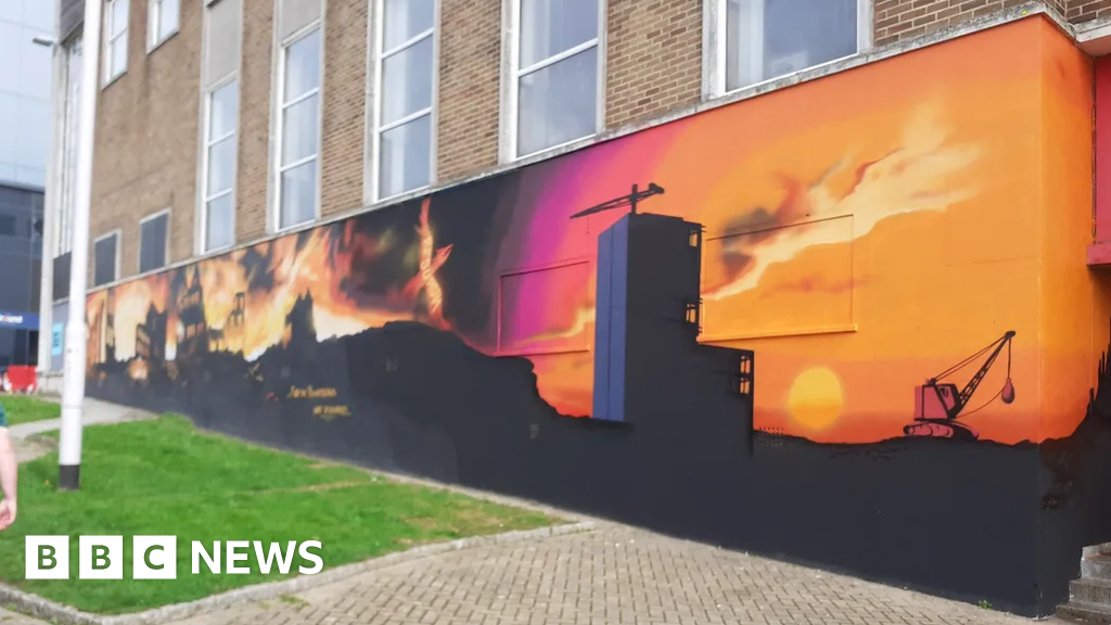 Plymouth WW2 street art sign marks worst bombing raids - BBC News