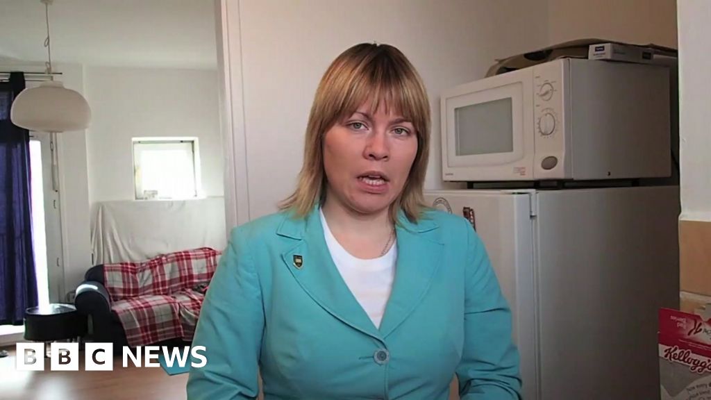 Identity 2016: 'Small things bring happiness' - BBC News