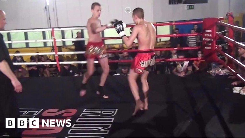 Tributes to Scots boxer who died in Thailand - BBC News