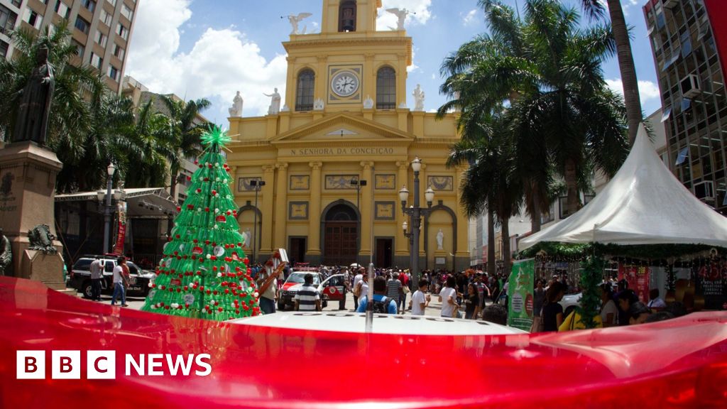 Brazil shooting: Five dead as gunman opens fire in cathedral Brazil shooting: Five dead as gunman opens fire in cathedral