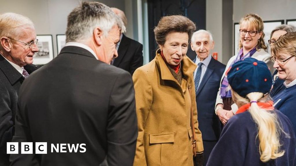 Tynwald Day: Princess Royal to preside over open-air ceremony - BBC News