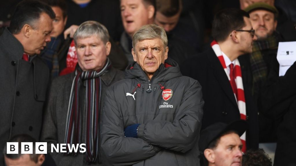 Do football manager touchline bans affect results? - BBC News