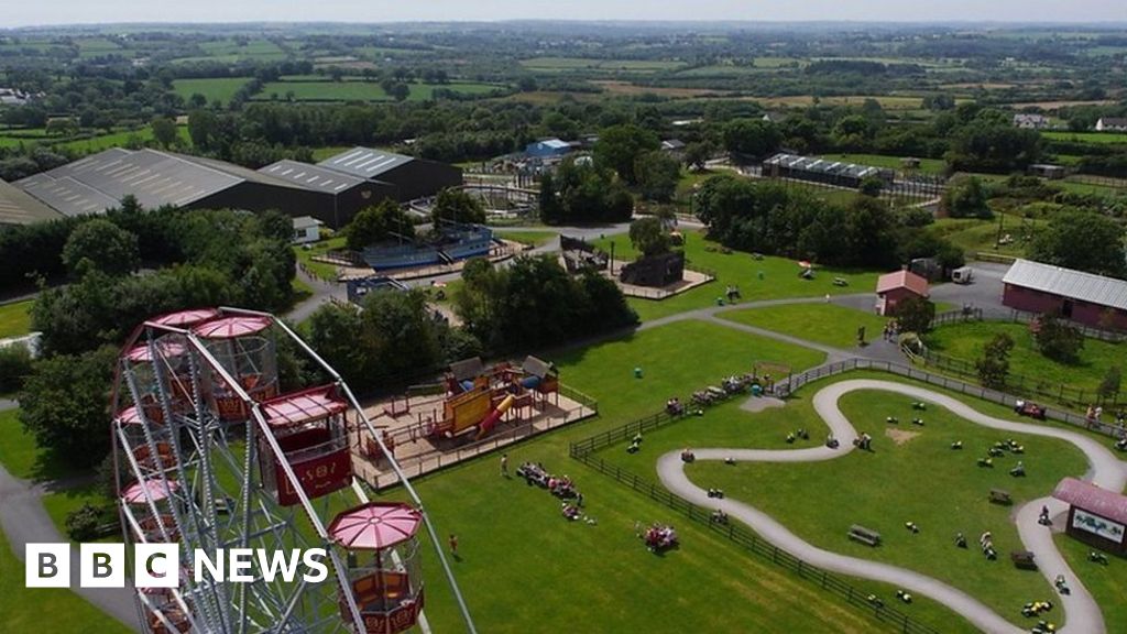 Go-ahead for Folly Farm's £10m holiday village plan - BBC News