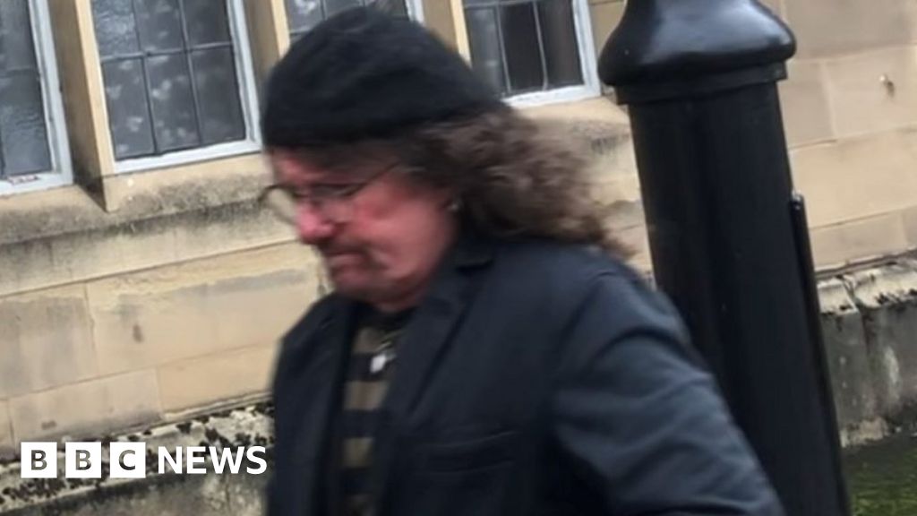 Penrith man left drunken threats in voicemail to Workington MP - BBC News