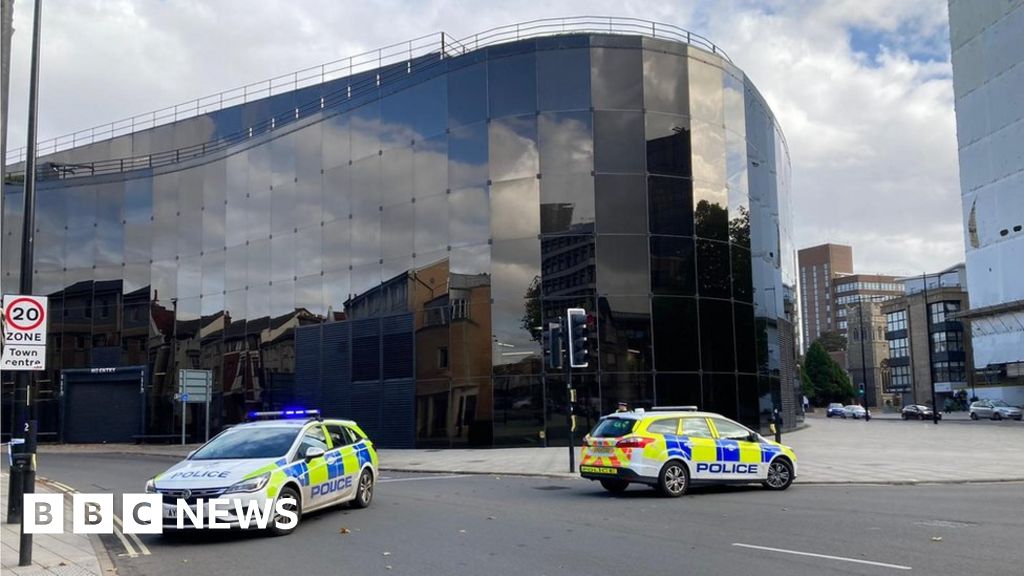 Ipswich centre cordon lifted after suspect package declared safe - BBC News