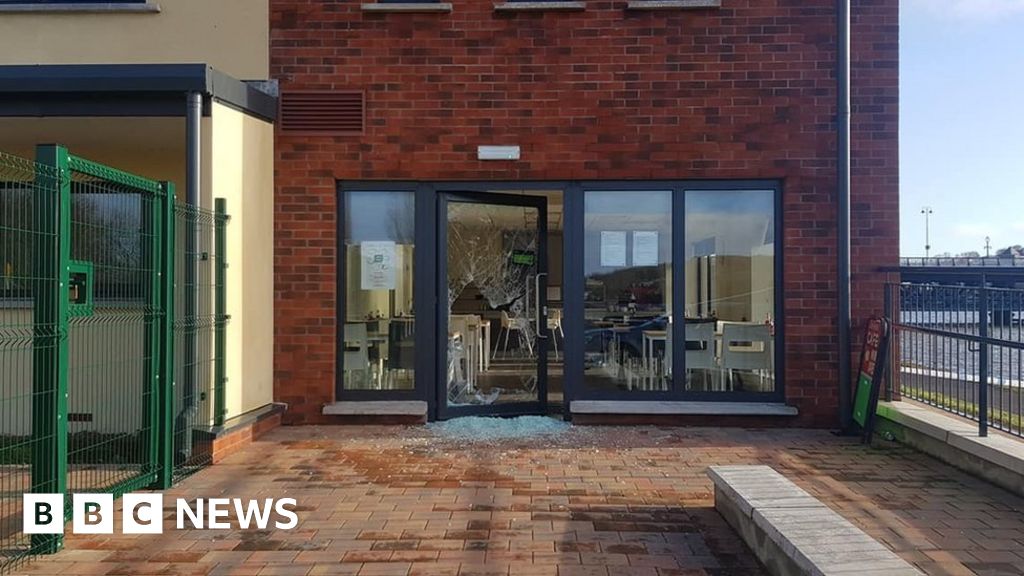 Londonderry: Teenager arrested over arson released on bail