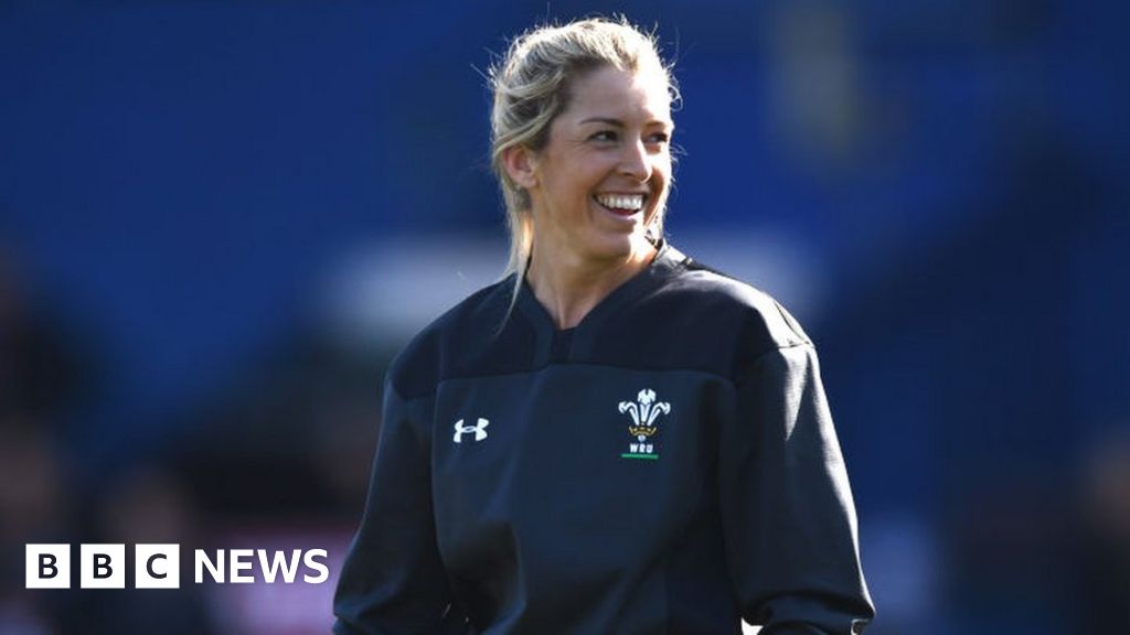 Rugby: WRU made female players feel second class - ex-player - BBC News