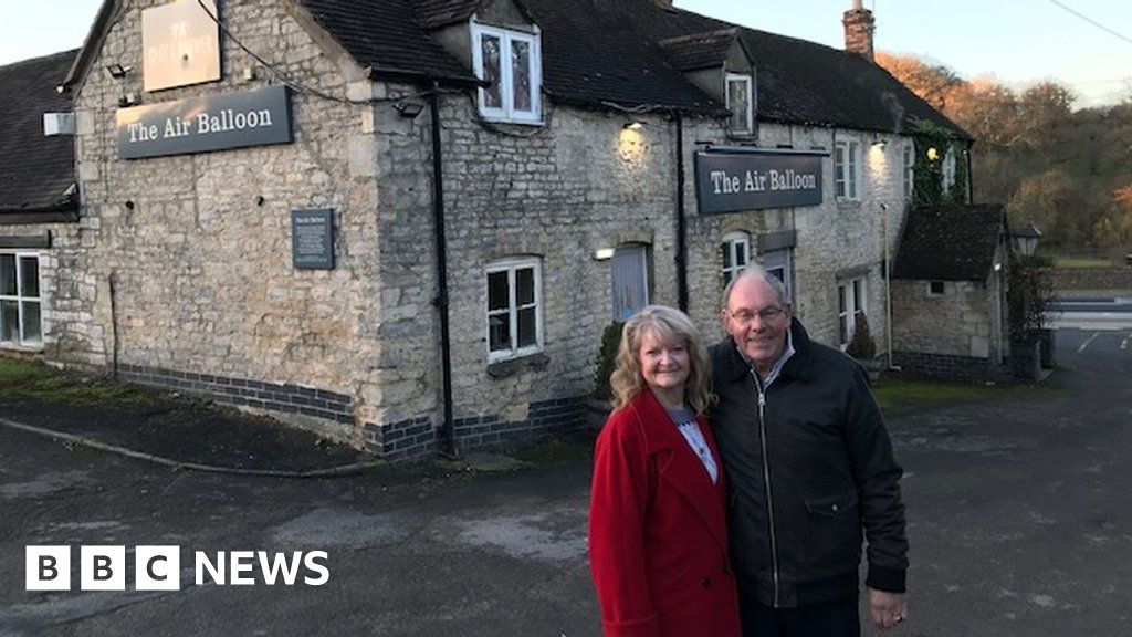 Air Balloon pub: People share their memories of doomed pub