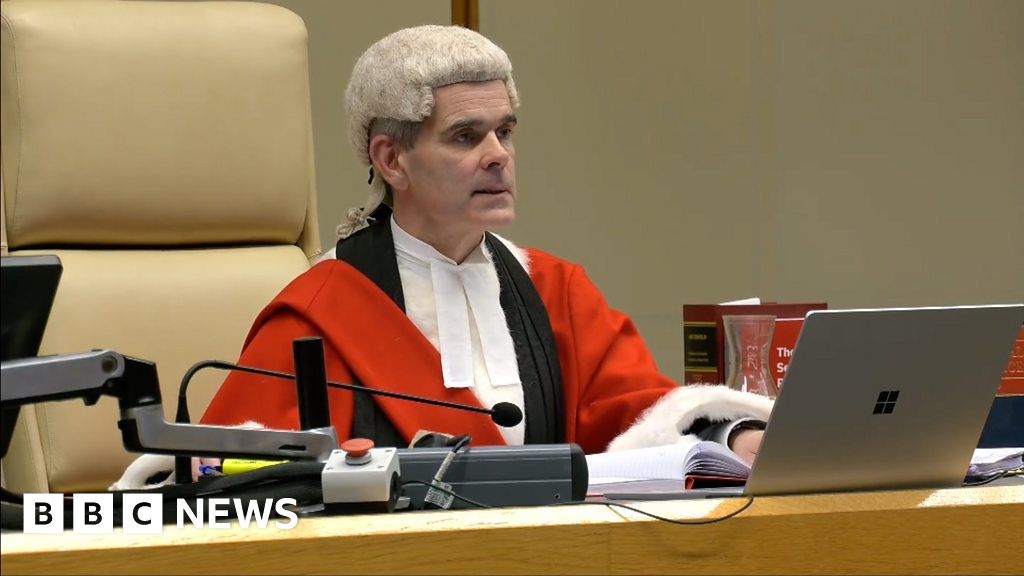 Kaylea Titford: Moment teen's neglect death parents are jailed - BBC News