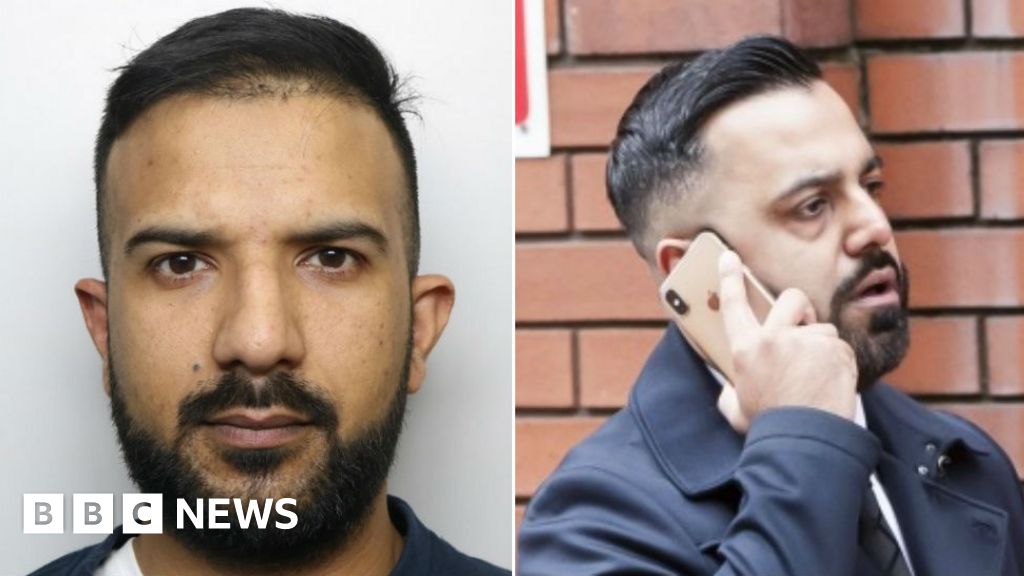 Huddersfield grooming gang members guilty of further offences - BBC News