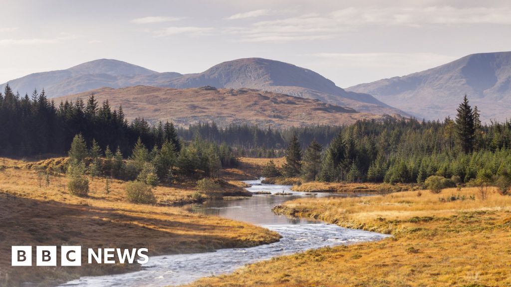 South Scotland makes Lonely Planet top travel list - BBC News