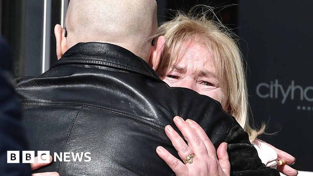 Bloody Sunday: Soldier F faces murder charges - BBC News