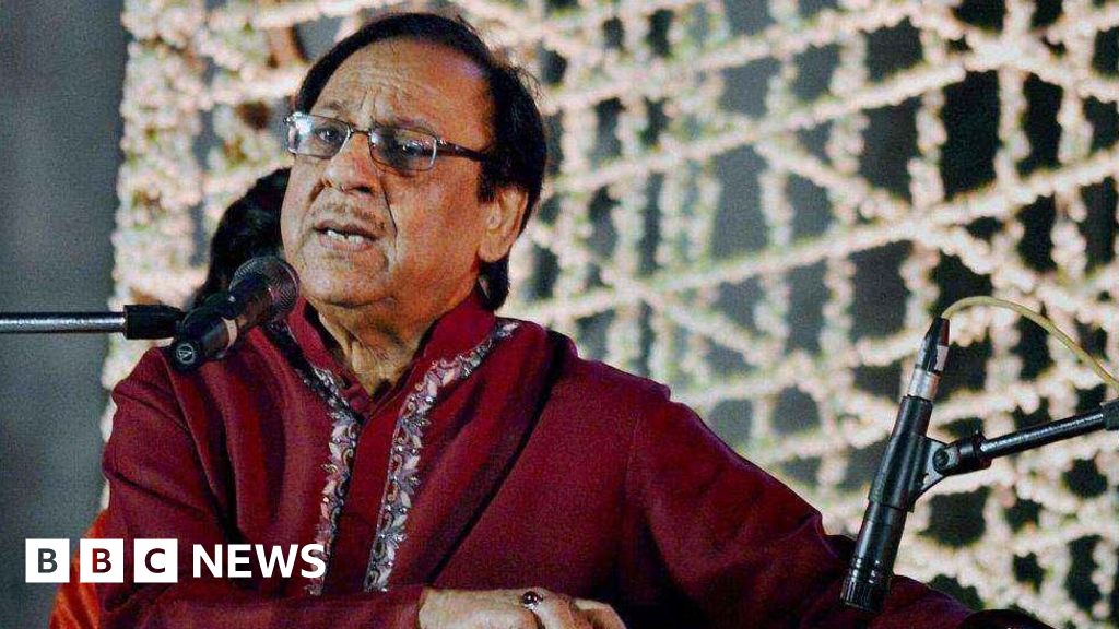Ghulam Ali to perform in Delhi after Mumbai cancels concert - BBC News