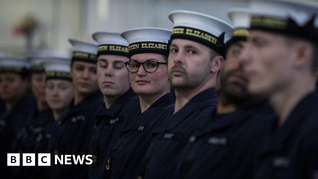 UK military credibility 'at risk' over cuts - BBC News