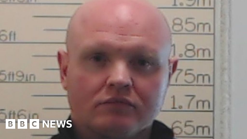 Prison absconder Allan Strachan found by police - BBC News