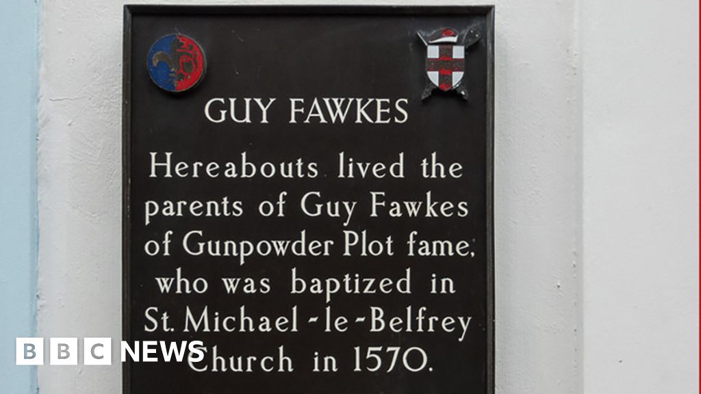 Guy Fawkes' family home in York could become a pub - BBC News