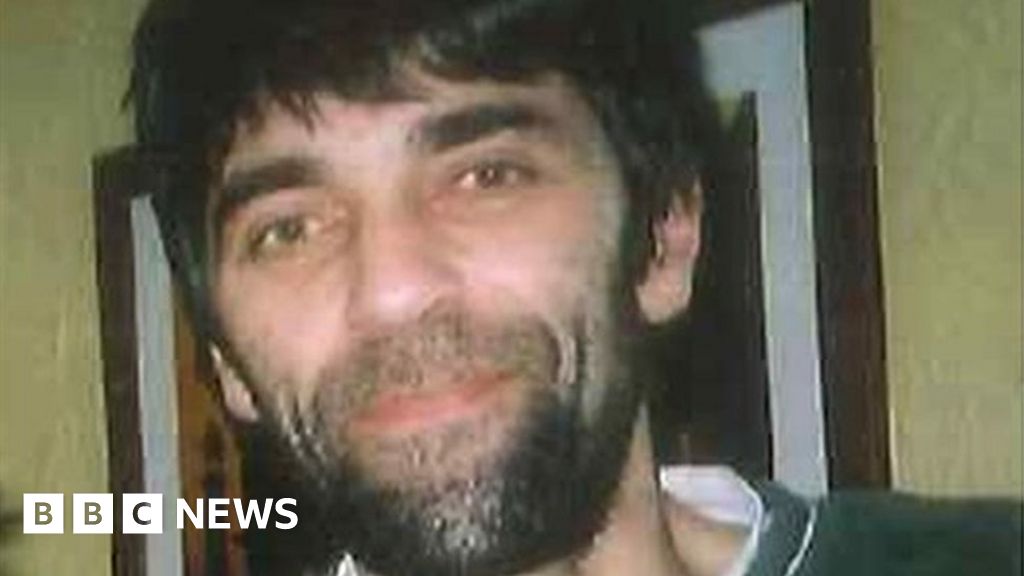 Richard Bernard identified as Derby stabbing victim - BBC News