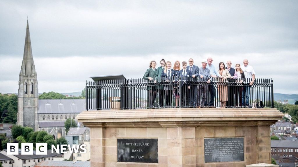 Derry Walls: Historic monument to reopen to public - BBC News