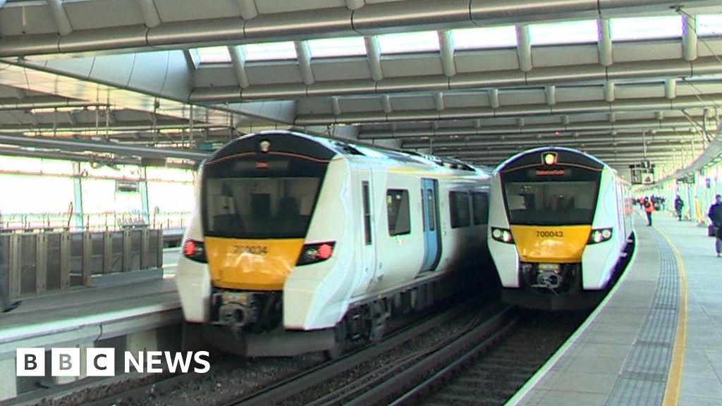 Passengers ride on the UK's first automated mainline train - BBC News
