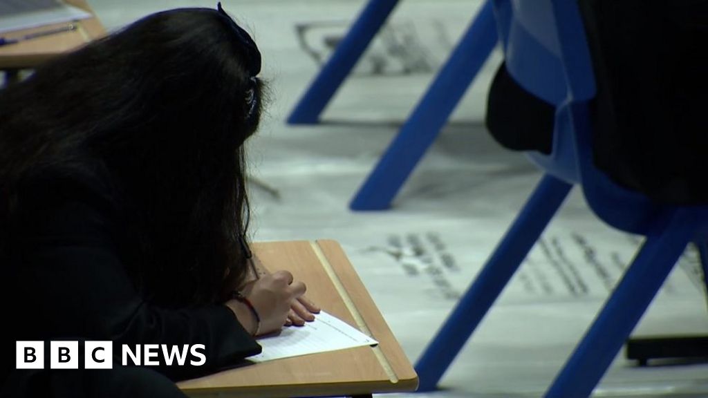 School exams: What will they look like this year? - BBC News