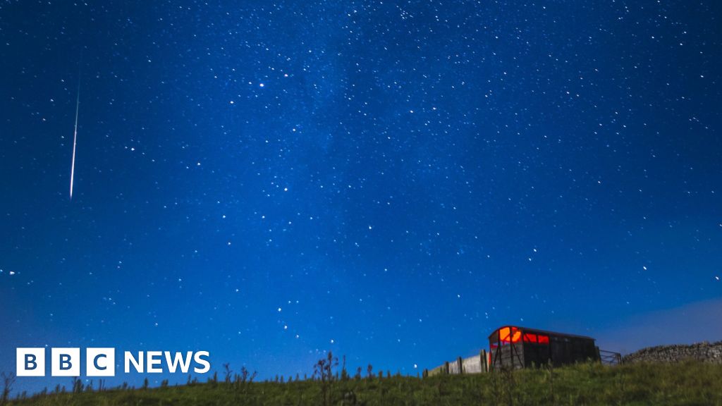 Meteor shower sparks ship on fire alert off Caithness - BBC News