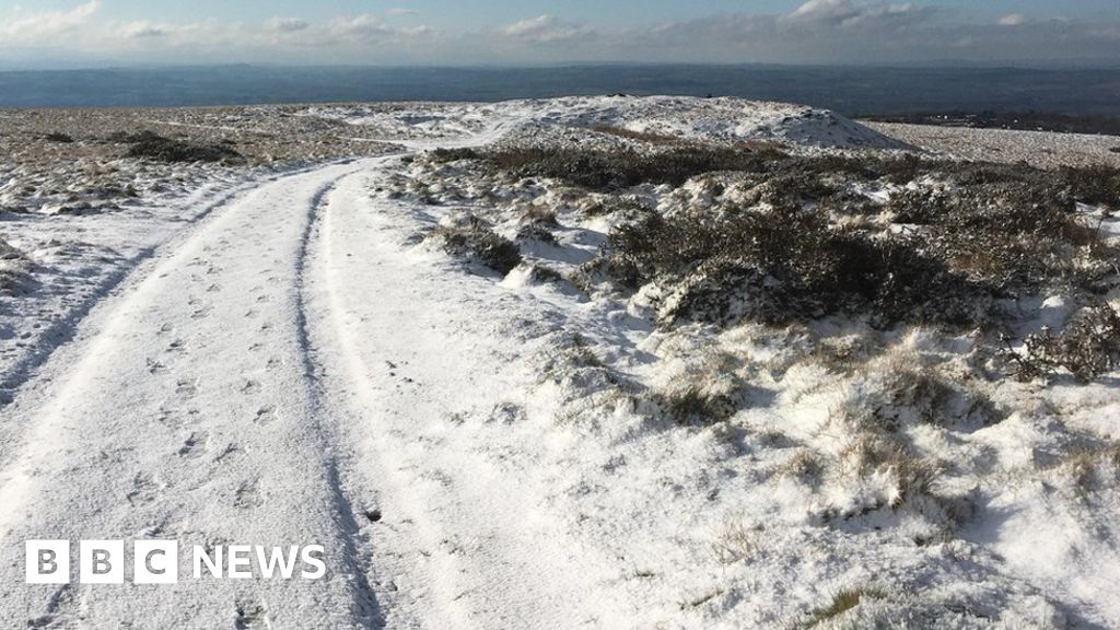 In pictures: Spring snow falls across the West Midlands