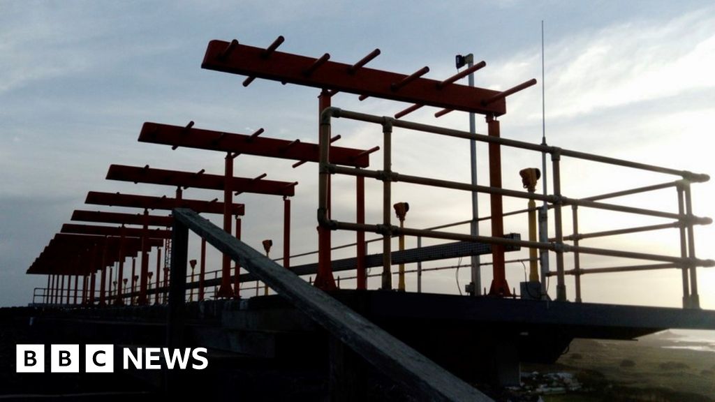 Jersey Airport instrument landing system work begins - BBC News