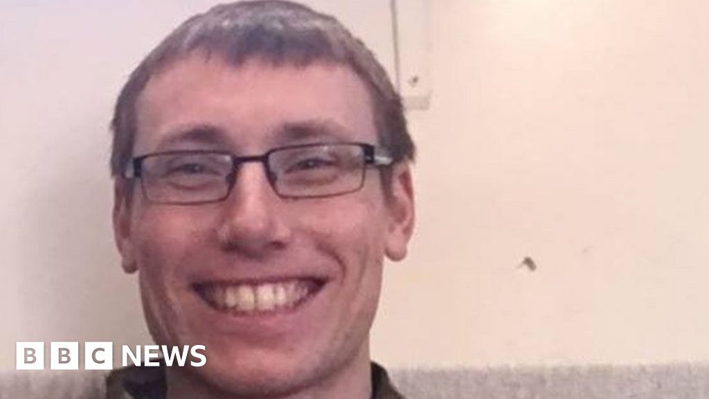 Yorkshire Regiment soldier killed 'by gunshot wound' - BBC News