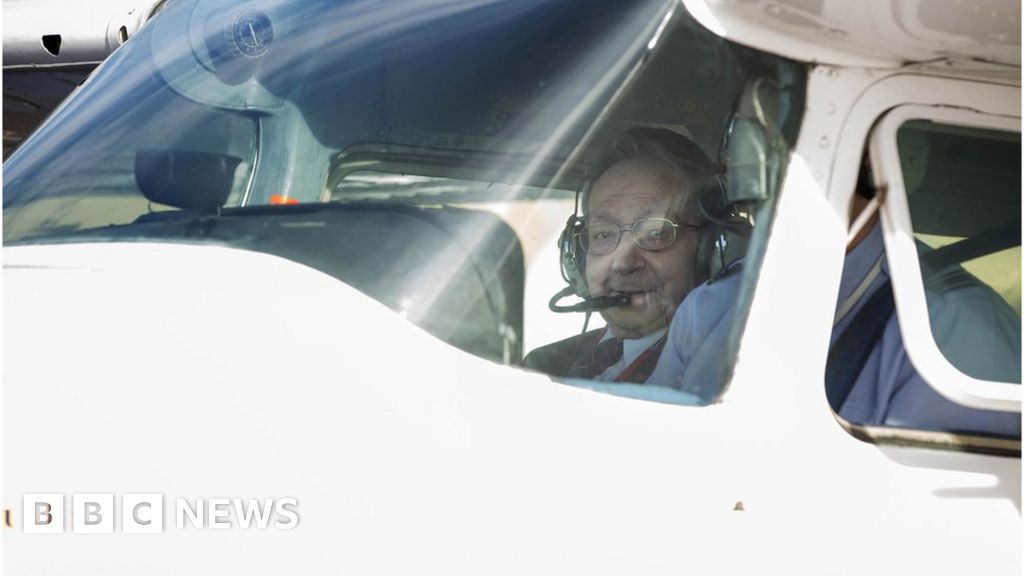 WW2 pilot takes to the skies aged 96