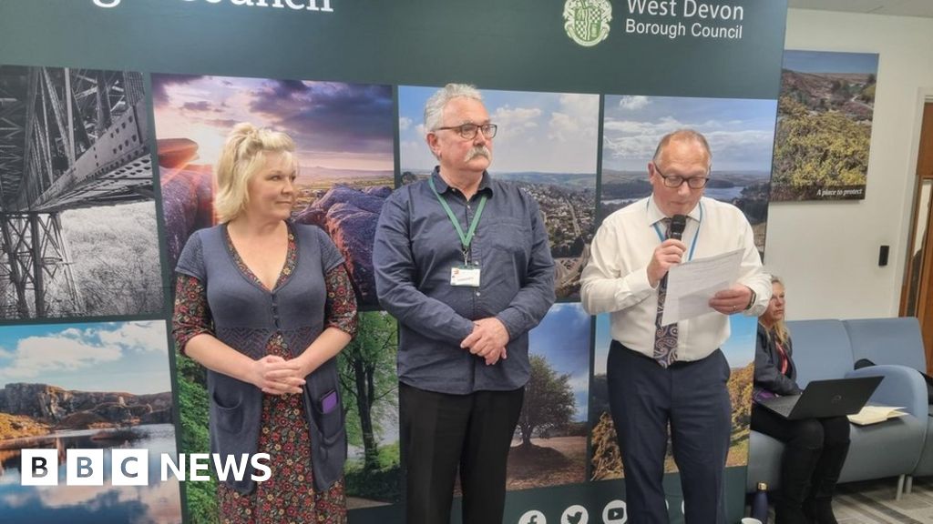 Local elections 2023: Conservatives lose West Devon majority