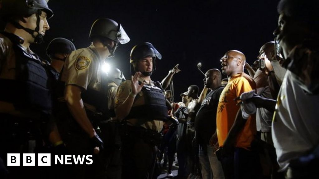 Ferguson shooting victim in critical condition - BBC News