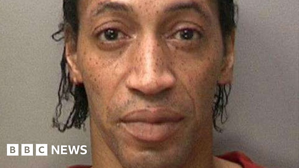 Mark Graham sent hundreds of abusive letters to pop stars and MPs - BBC ...