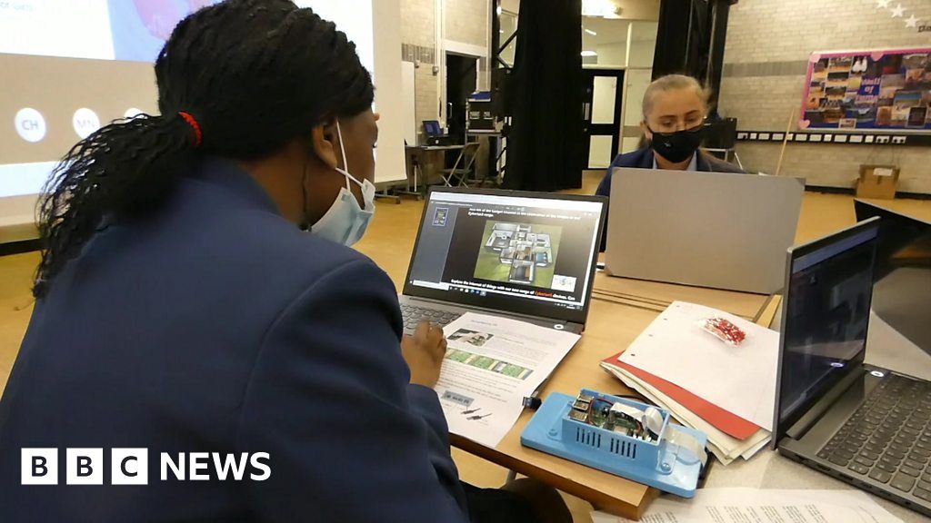 Contest inspires next generation of female code breakers - BBC News