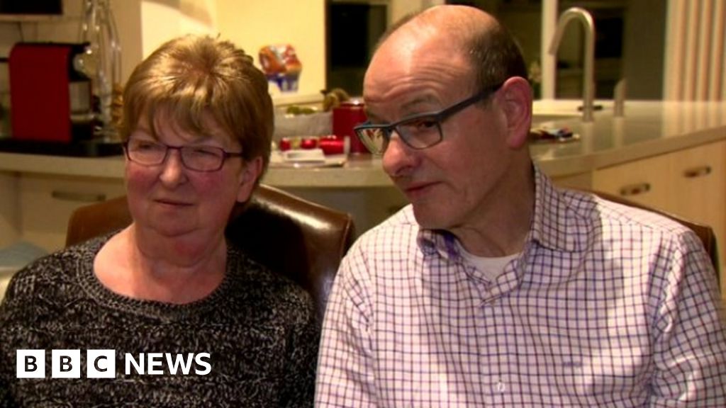 Jennifer Cardy's parents react to Robert Black death - BBC News