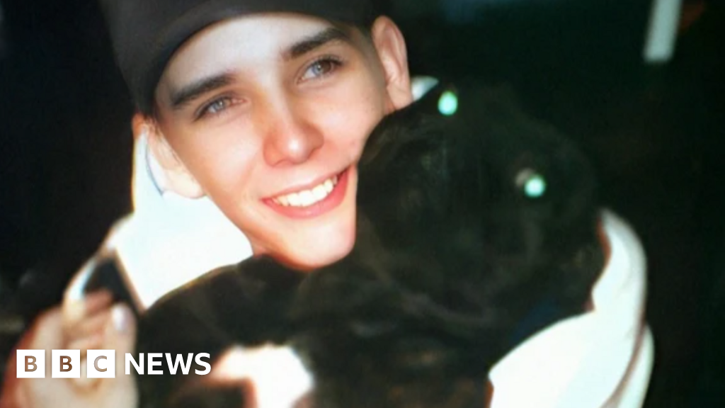Hanley wine bar fire victim lit it for warmth - inquest