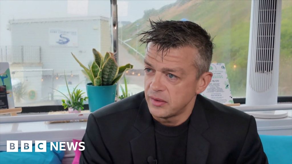 Dorset PC sacked over teen arrest gives notice of appeal