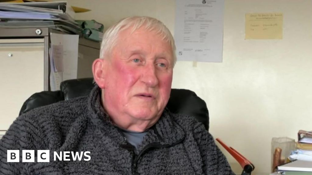 Scrapped HS2 northern leg provokes compensation row - BBC News