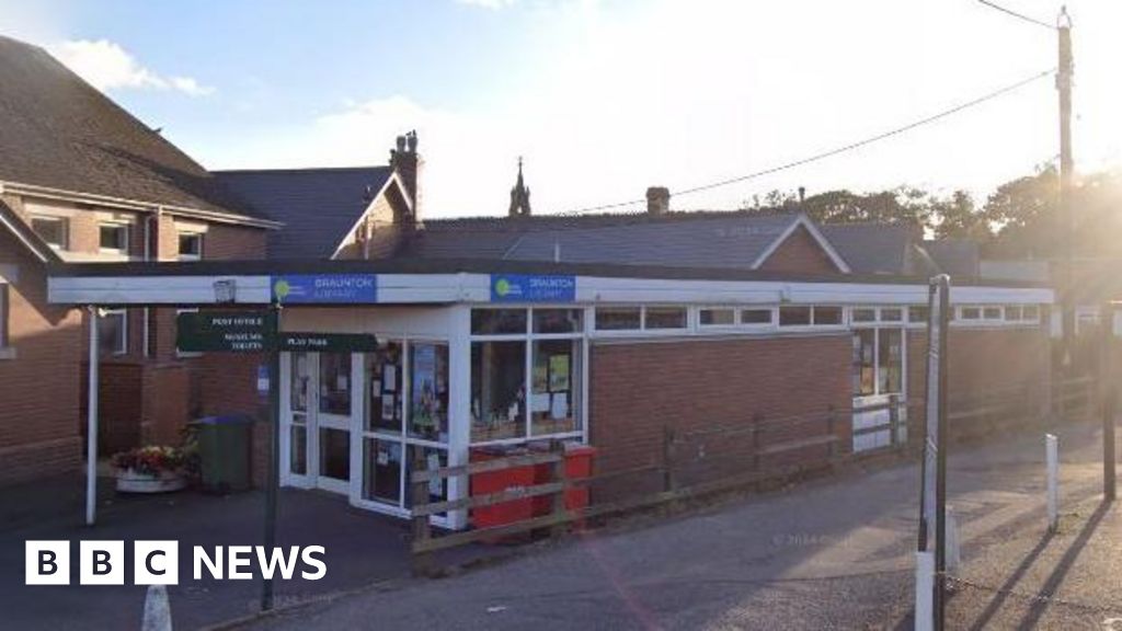 Three Devon libraries shortlisted for Library of Year title - BBC News
