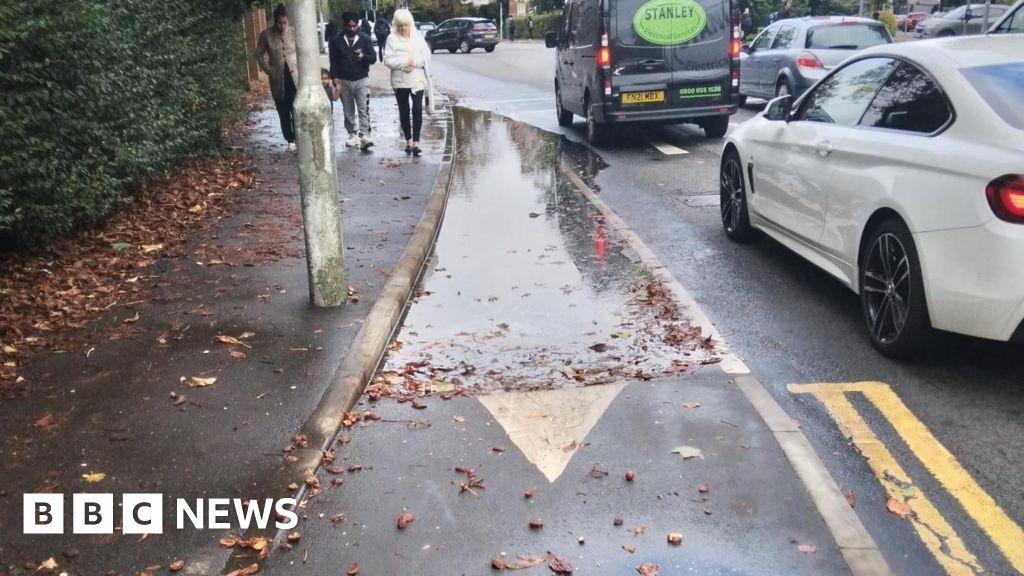 Reading: Big puddle in bike lane 'dangerous' for cyclists