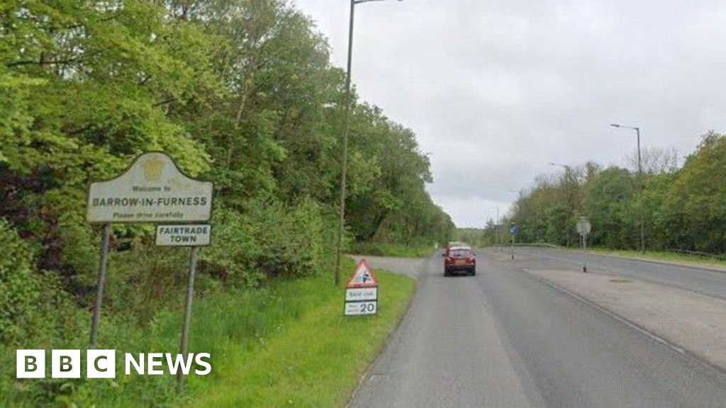 Barrow's 'disgraceful' litter problem on road into town - BBC News
