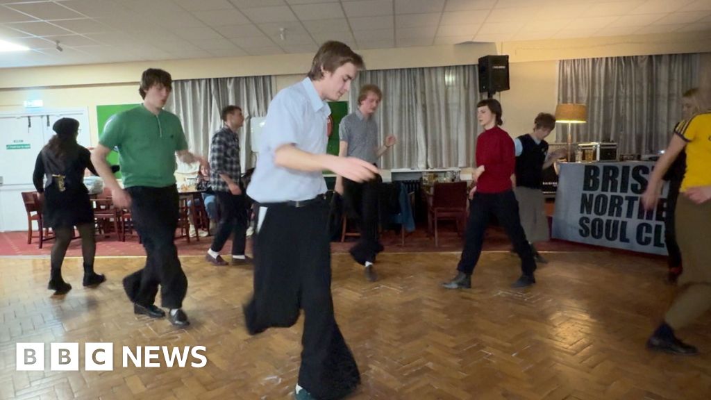 This northern soul club brings together young and old - BBC News