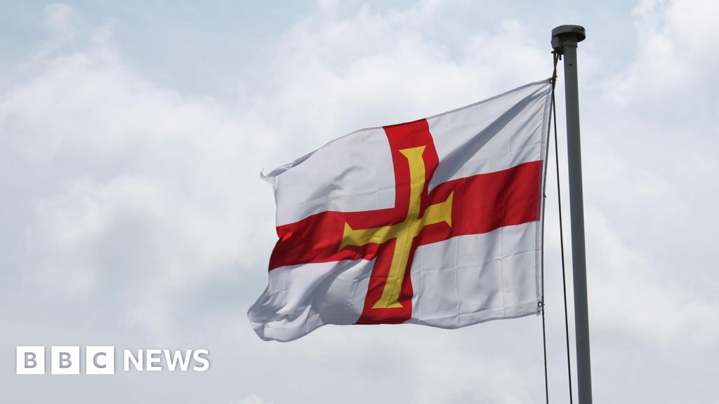 Guernsey to showcase local language for King - BBC News