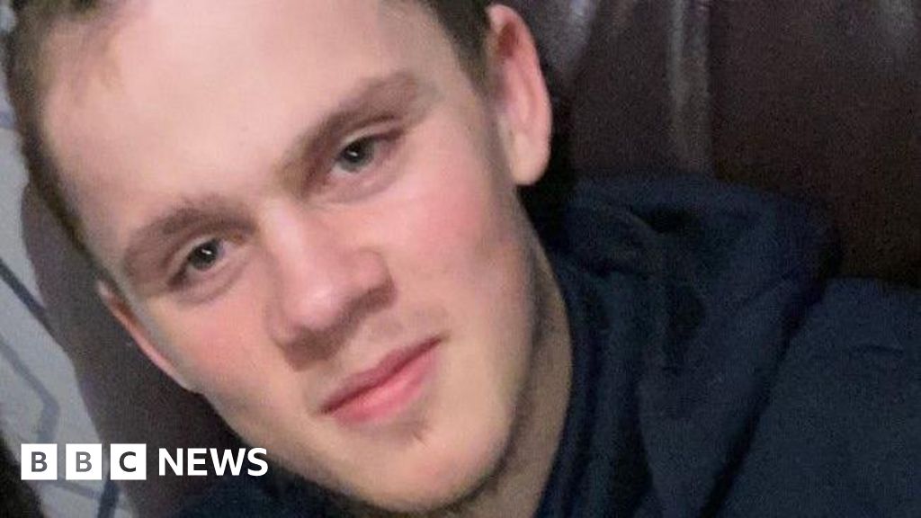 Teens convicted of murder in Solihull vape shop stabbing