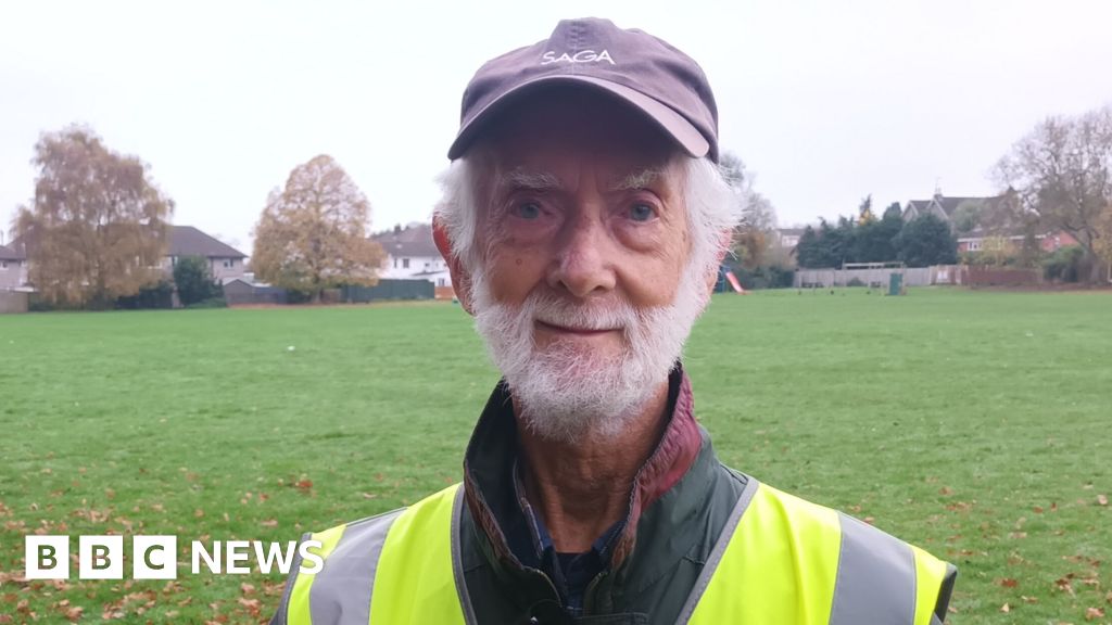 Tidy Wales award-winning litter picker, 90, wants to inspire others ...