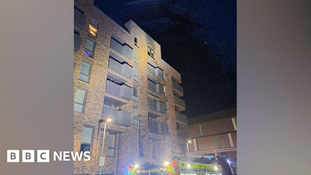 Barking: 50 people evacuated after fire in block of flats - BBC News