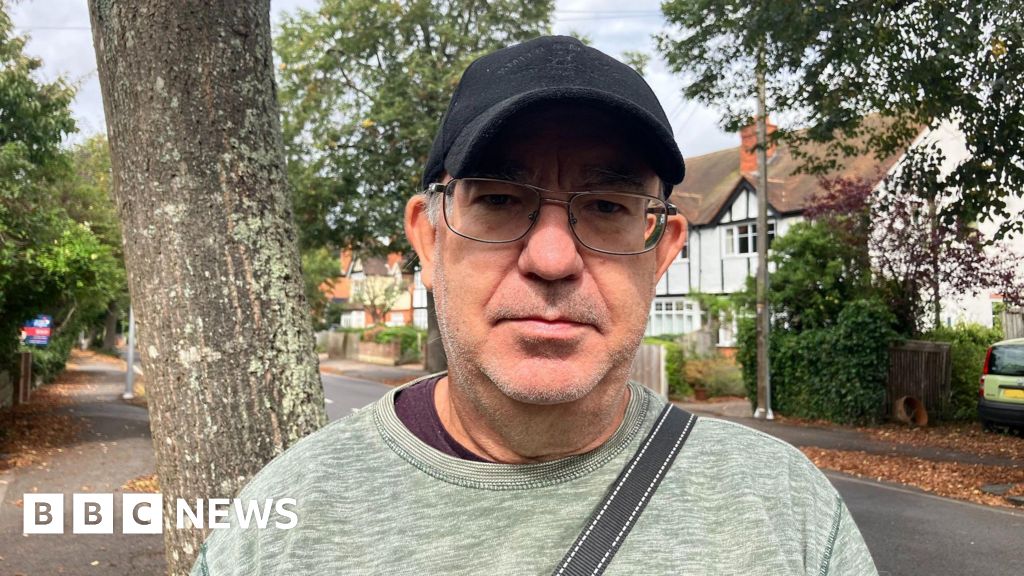 Reading: 'Rat run' roads could get 20mph speed limits - BBC News